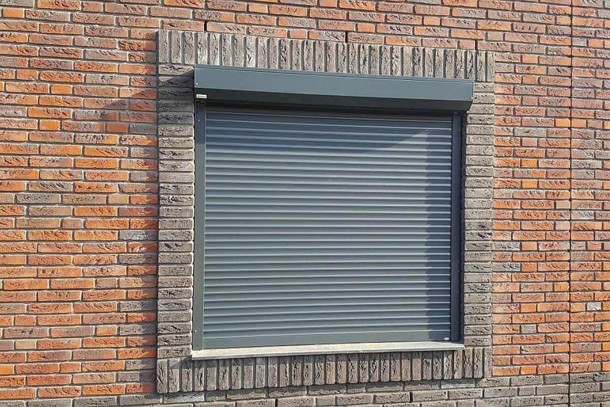 Onze rolluiken zijn veilig, warmtewerend, donker makend en ...